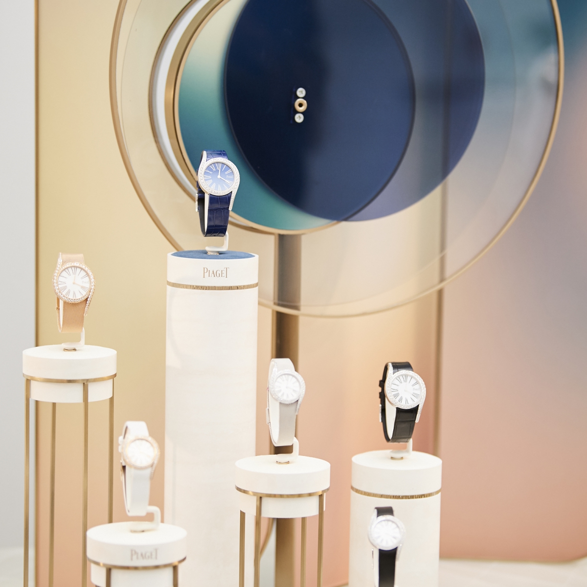 PIAGET - top secret communication